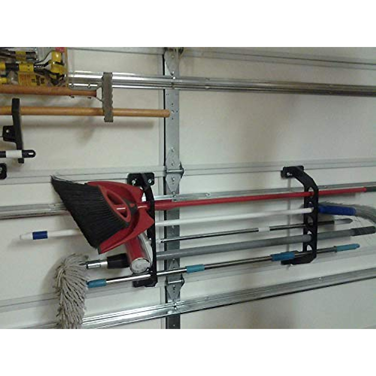 Cobra CSR18BB Garage Door Fishing