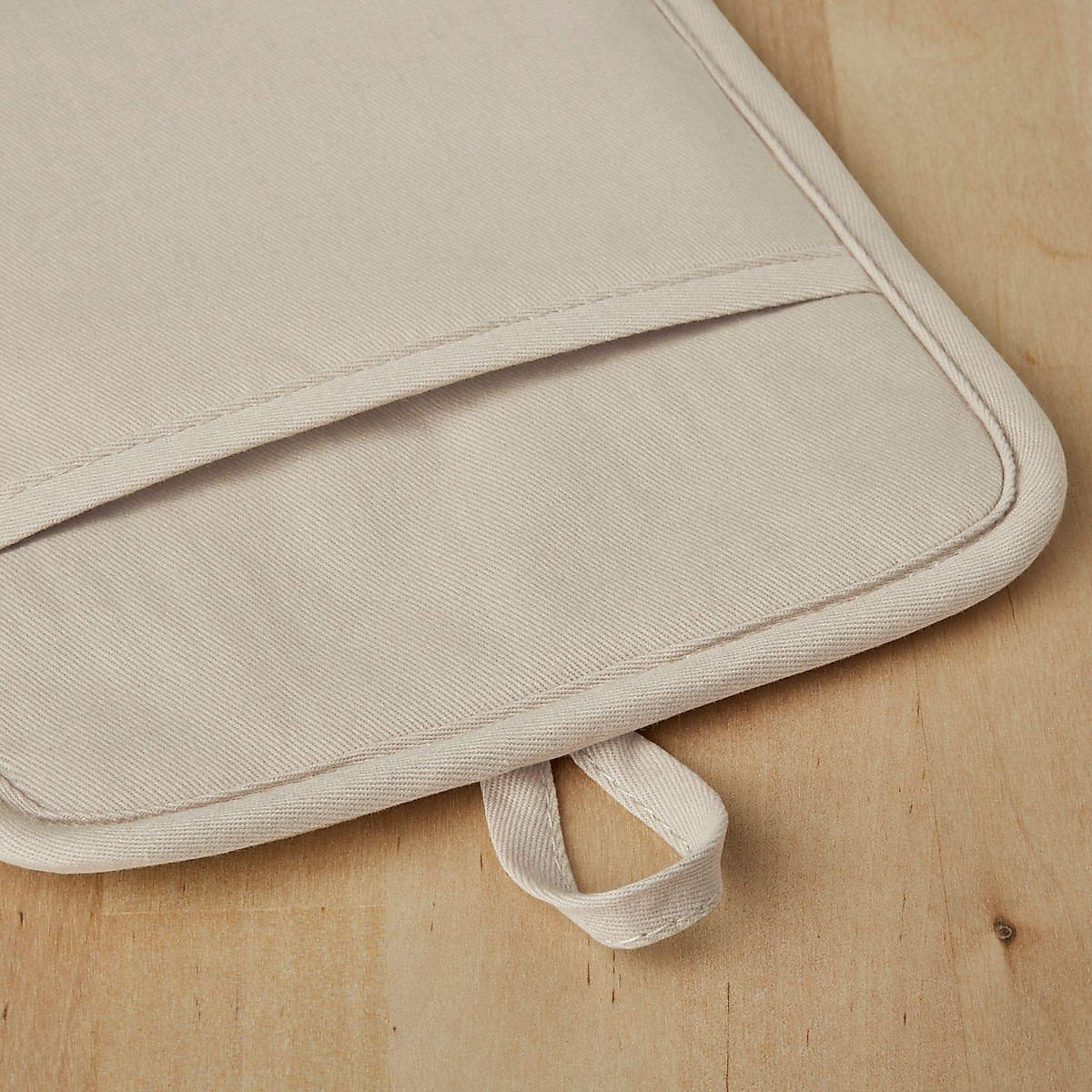 KitchenAid Ribbed Soft Silicone Water Resistant Pot Holder Set, Milkshake (2 Piece Set, 7"x9") and KitchenAid Gingham Mini Oven Mitt 2-Pack Set, Milkshake Tan (5.5"x8")