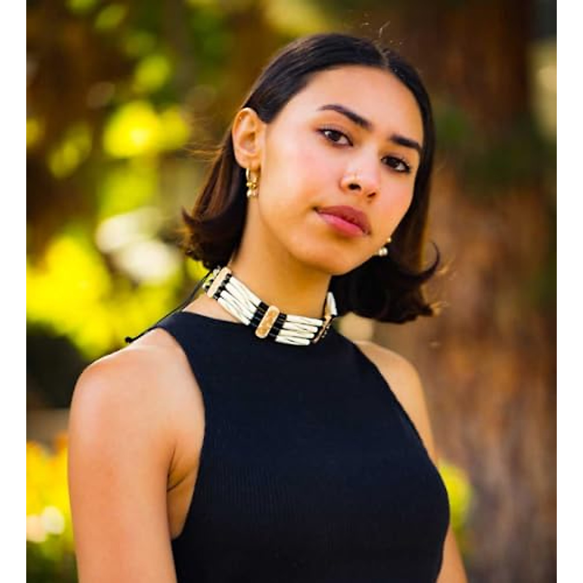 outROAR Gear American Indian Style Bone Choker Necklace, 4 Row Black/White No Tassle Traditional Hairpipe, Unisex Adjustable Choker Necklace