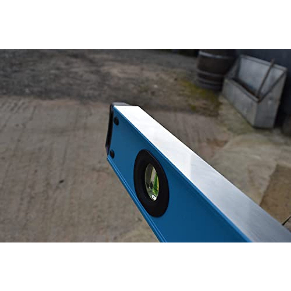 OX Tools OX-P024412 Professional Box 4ft Spirit Level, with Rubber Grip, All Aluminum Construction, Non Magnetic 4 Foot Level, Rubberized Soft grip Thru Handle, Magnified Vials. 48 Inch Level