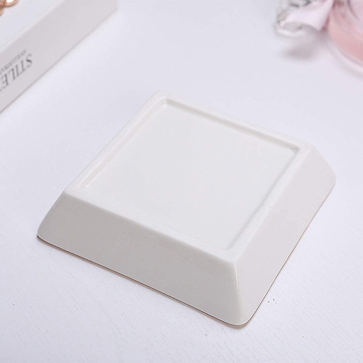 Jewelry Tray Ceramic Trinket Dish Ring Funny Birthday Gifts for Women Unique New Job Spiritual Congratulations Gift Best Friend Mom Friendship Office Decor,She Believed She Could So She Did