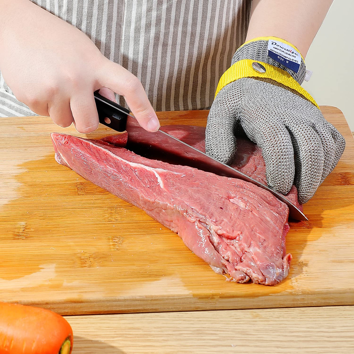 Dowellife Comfortable Level 9 Cut Resistant Glove Food Grade, Mesh Metal Kithcen Glove for Chef Oyster Shucking Mandoline Knife Butcher Meat Cutting