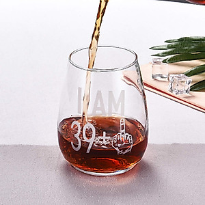 HESHS Wine Glass 39 + One Middle Finger 40th Wine Glass for Men Women, Funny Stemless Wine Glass for Friend Wine Lover Turning 40 Perfect Party Decoration Big Capacity Better Sober Up 15Oz