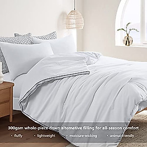 RUIKASI Fluffy Duvet Insert King - Soft Lightweight Summer Cooling Comforter King Size White, Down Alternative, 102x90, Hotel Collection Duvet with Corner Tabs, Machine Washable