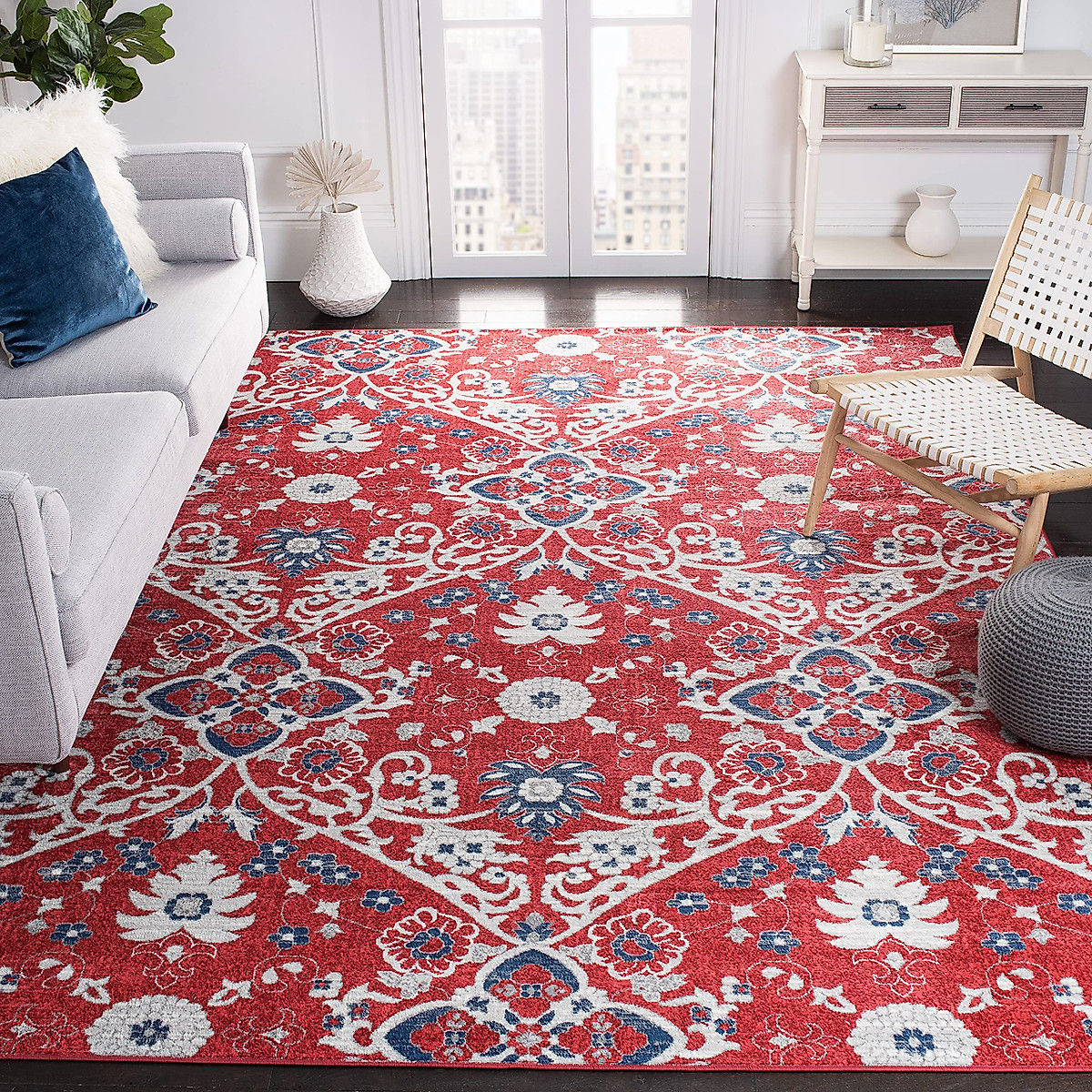 SAFAVIEH Brentwood Collection 8' x 10' Red / Ivory BNT894R Floral Distressed Non-Shedding Living Room Bedroom Dining Home Office Area Rug