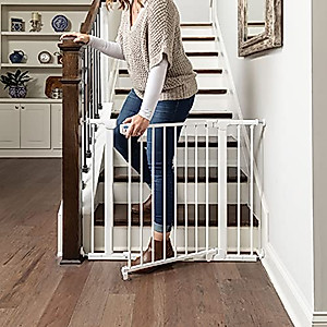 Qdos Safety Auto-Close SafeGate Baby Gate - Professional Grade Meets Tougher European Standards - Automatically Closes & Latches - Magnetic Lock Indicator - Easy Installation | Pressure Mount | White