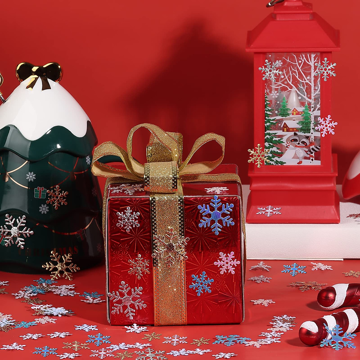 500 Pieces Snowflakes DIY Confetti for Winter Wonderland Frozen Party Table Decorations, Christmas DIY Craft(Gold)