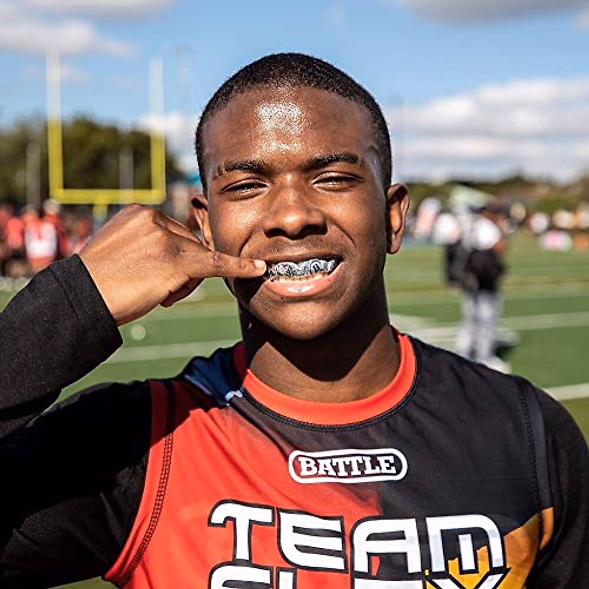 Battle Sports Ultra-Slim Grillz Football Mouthguard - Maximum Protection and Breathability, Low-Profile Mouthpiece Design Provides A Safe and Comfortable Fit - Chrome Gold