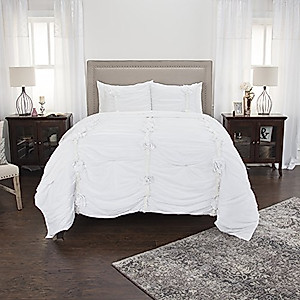 Rizzy Home | BQ4332 | Polyester Quilt | 106"x92" White/Neutral/ Stripe