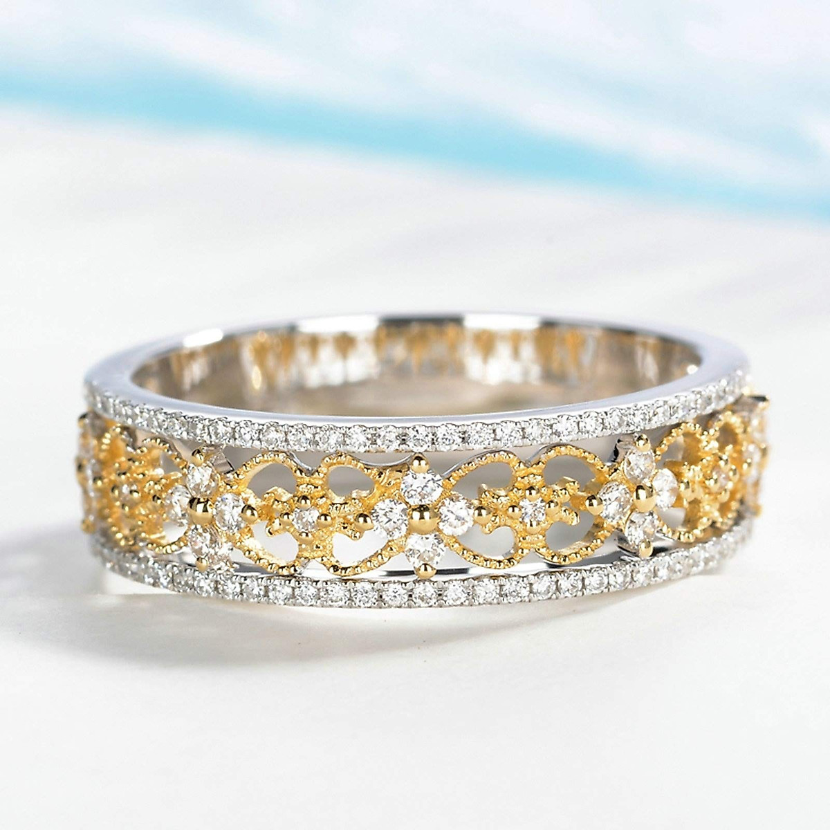 KnBoB Women Hollow Flowers Round Shape 0.31ct Diamond Ring 18K Gold Promise Wedding Engagement Bridal Anniversary Ring Size 4