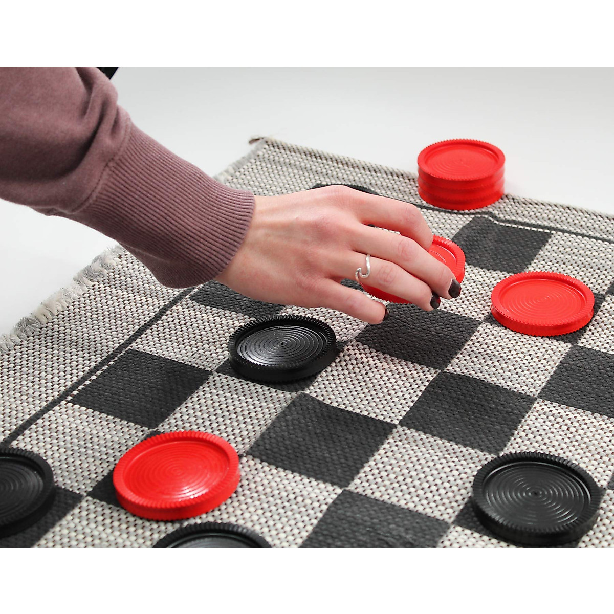Multiflex Designs Jumbo Checkers Rug Game, 3 Inch Diameter Pieces (12 Red /12 Black), Machine Washable, The Giant Original, Classic Family Fun Kid Activity, Lightweight/Travel Friendly, Indoor/Outdoor