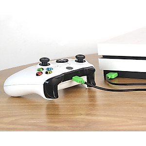 Rocketfish - Play + Charge Kit for Xbox One