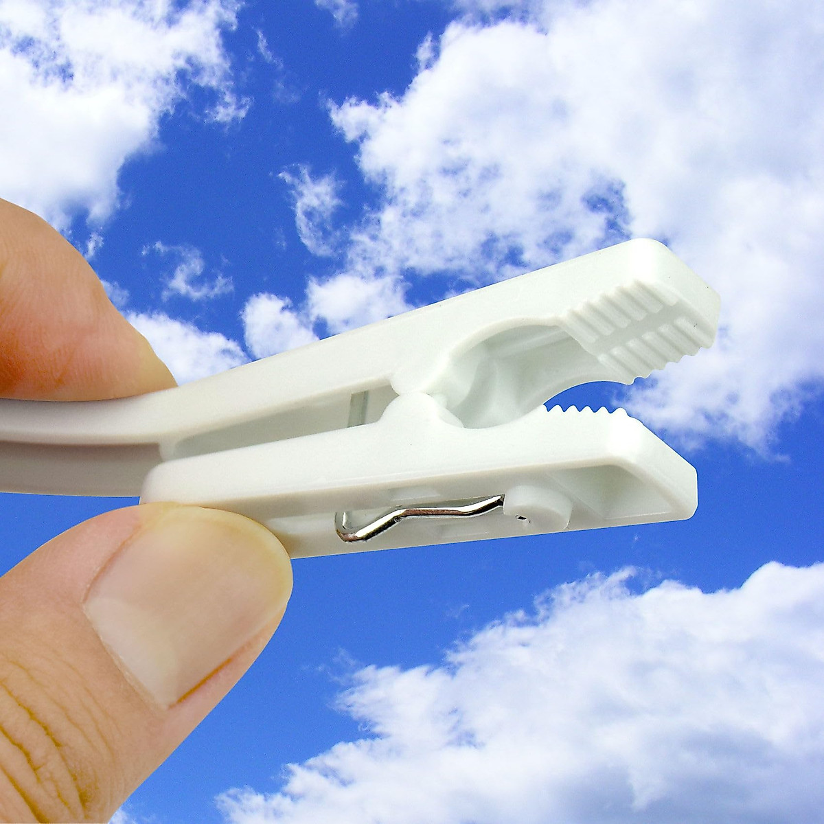 Laundry Hooks Boot Hangers Plastic Clothes Pins Hanger Clips for Bathroom Travel Portable Multicolor (24Pcs)