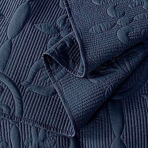 Boho Quilt California Cal King Size Bedding Sets with Pillow Shams, Damask Oversized Lightweight Soft Bedspread Coverlet, Navy Blue Quilted Blanket Thin Comforter Bed Cover, 3 Pieces, 118x106 inches