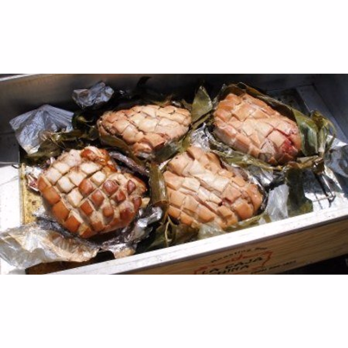 Caja China Roasting Box Pig Roaster 100lbs w/ free Cookbook and Bear Paws