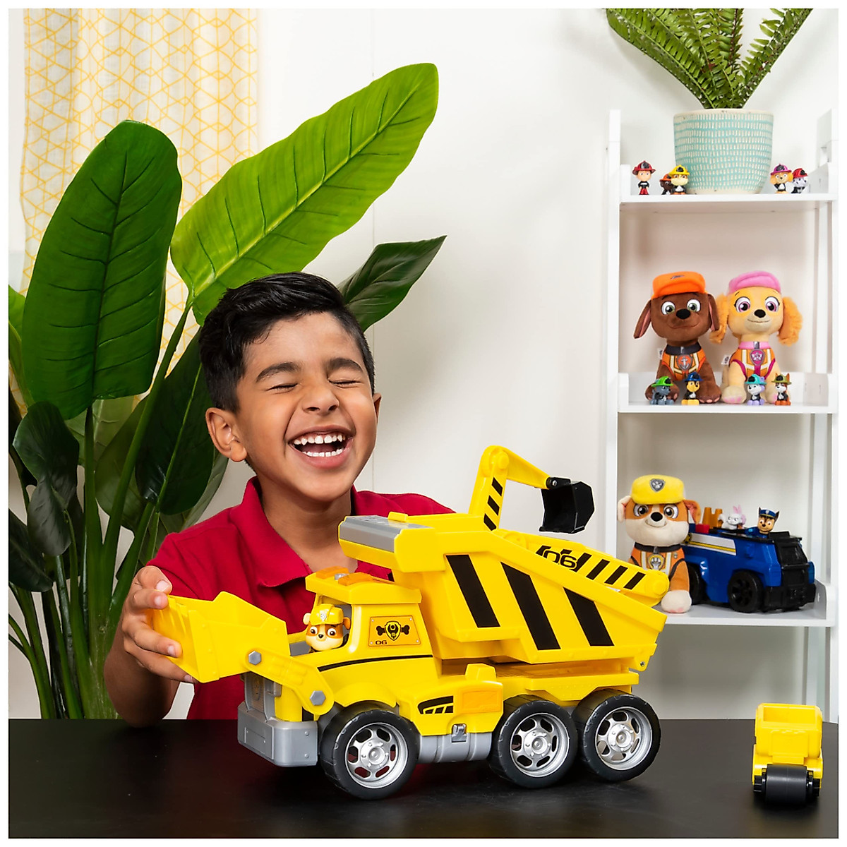 Paw Patrol, Ultimate Rescue Construction Truck with Lights, Sound and Mini Vehicle, for Ages 3 and Up
