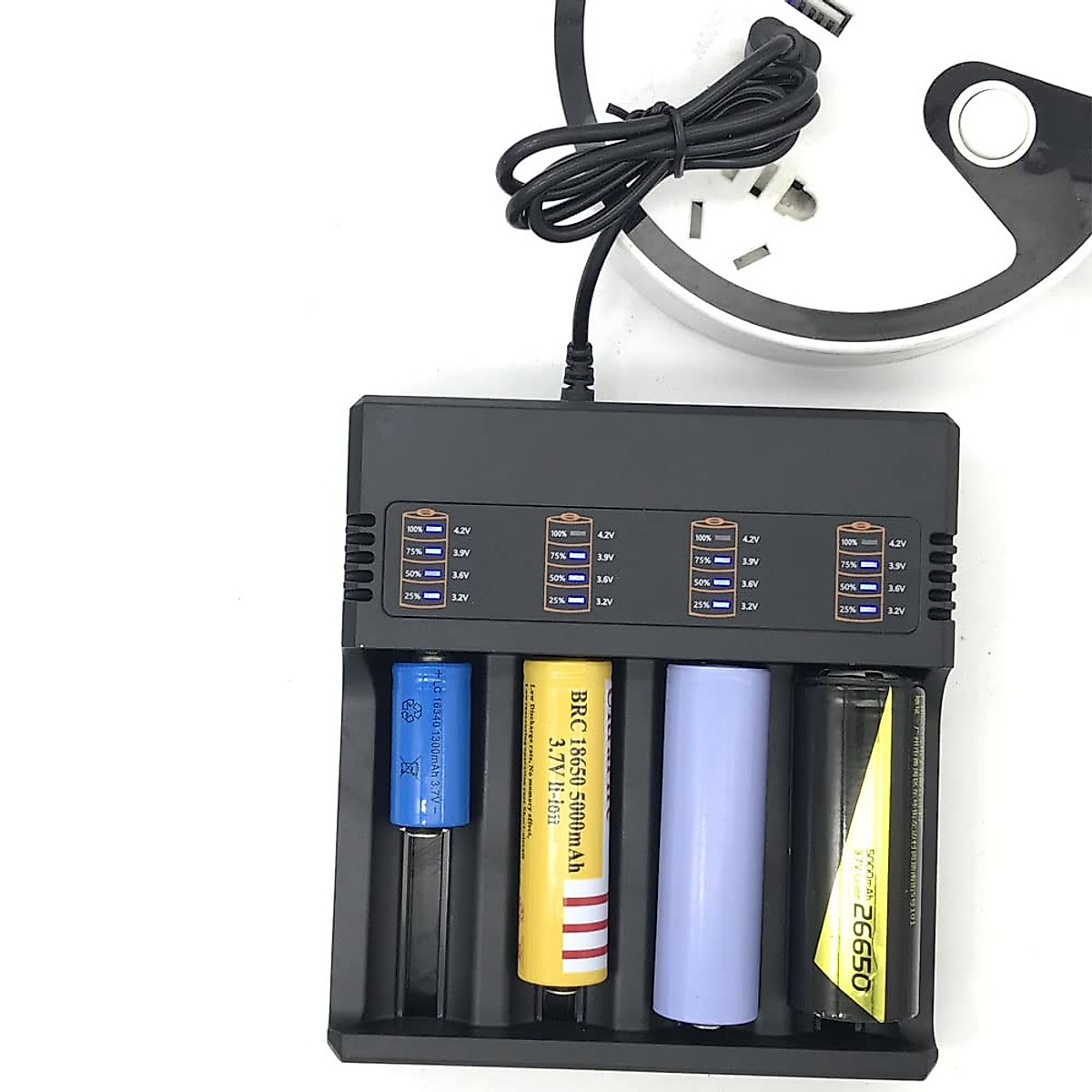 Universal Lithium 18650 Battery Charger for 3.7V Li-ion 18650 26650 18490 17670 17500 22650 21700 20700 18350 16340 RCR123A 14500, AA AAA & C Ni-MH Ni-CD Rechargeable Batteries