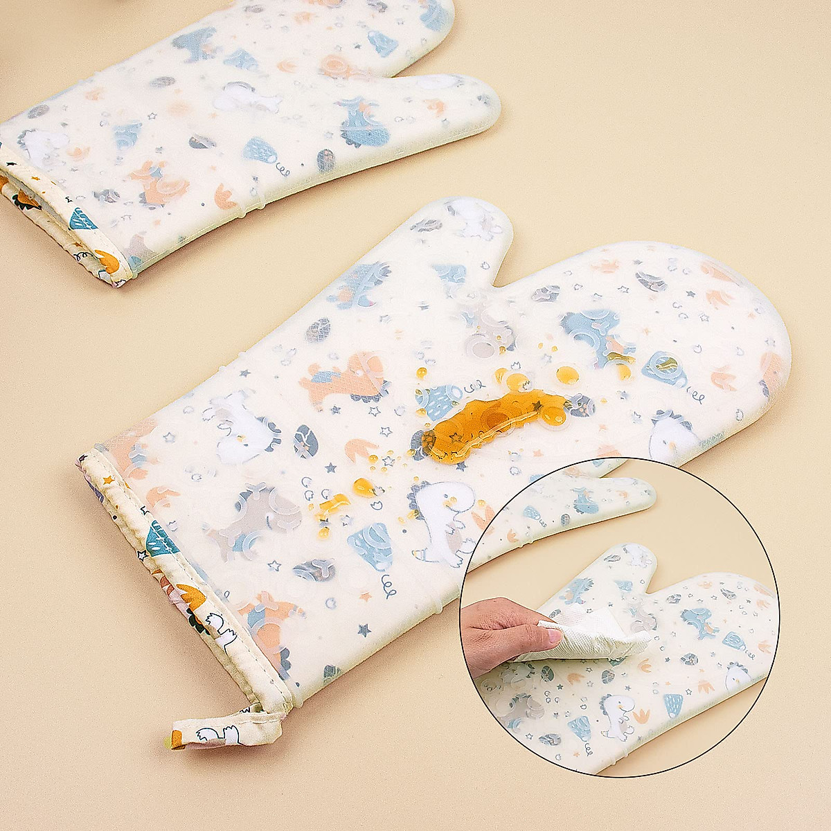 Professional Silicone Oven Mitts,Heat Resistant Waterproof Gloves, Anti-scalding Chef Cooking and Baking Pothholders, Flexible Oven Gloves with Quilted Liner,1 Pair, 11.6 Inch (Dinosaur)