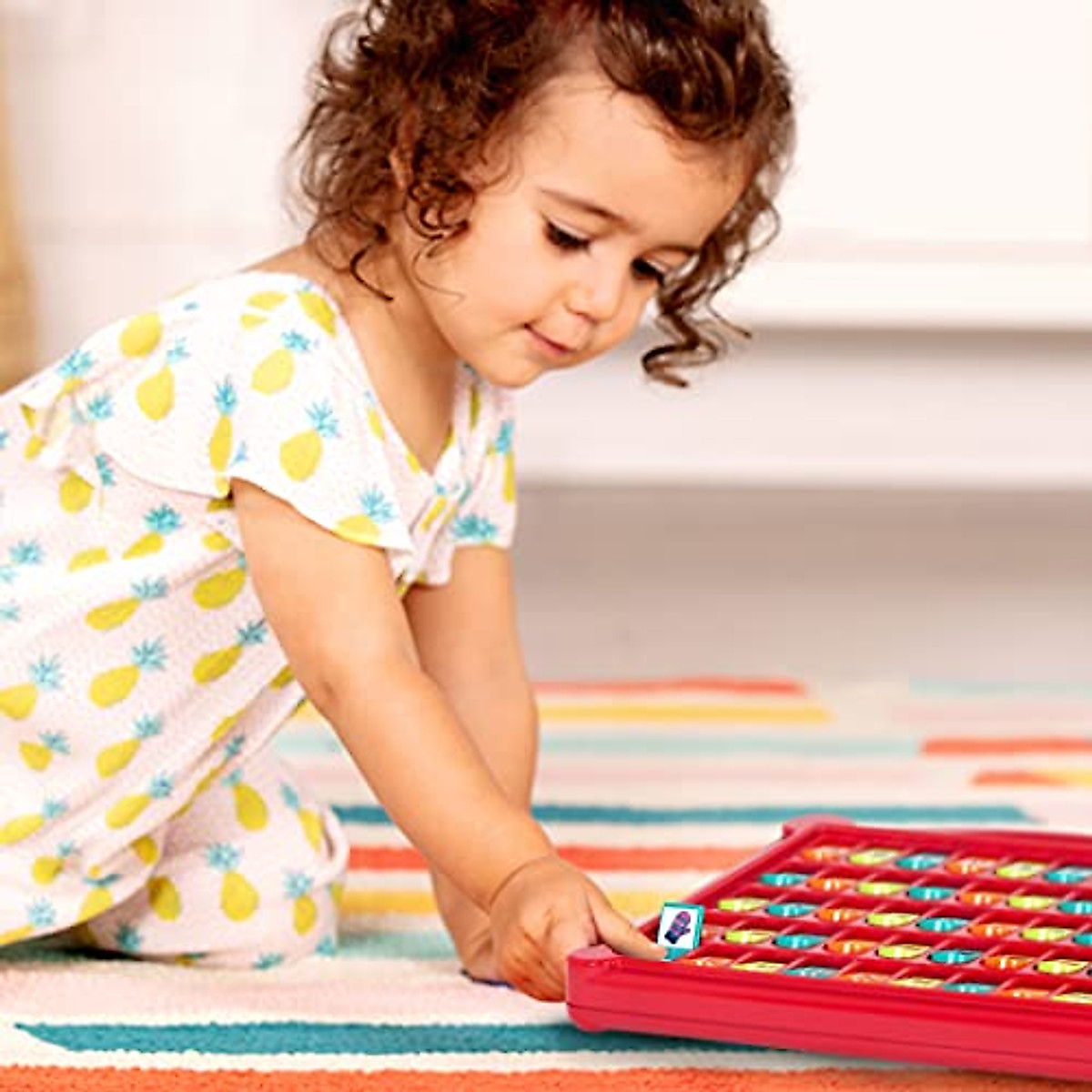 Battat – Pop-Up Alphabet – 50 Letter & Picture Flaps – Shapes, Colors & Letters – Educational & Learning Toys – 3 Years + – Hide & Seek Alphabet