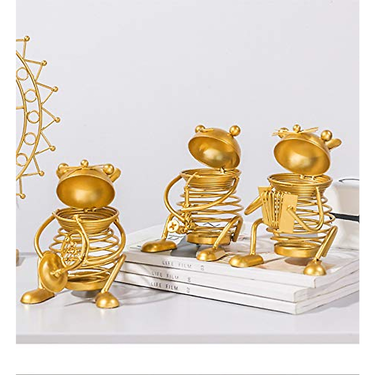 Red Spider Creative Golden Animal Band Band Iron Decoration Simple Modern Hotel Decorations Home Desktop Decoration Coffee Table Decor Metal Pen Holder (French Horn Player)