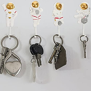 Beavorty Astronaut Wall Hanging Hook 4pcs Astronaut Hook Umbrella Holder Wall Hooks Wall Mounted Coat Hooks Key Rack Astronaut Wall Sculptures Kids Bathroom Accessories Wall Mount Storage Hanger