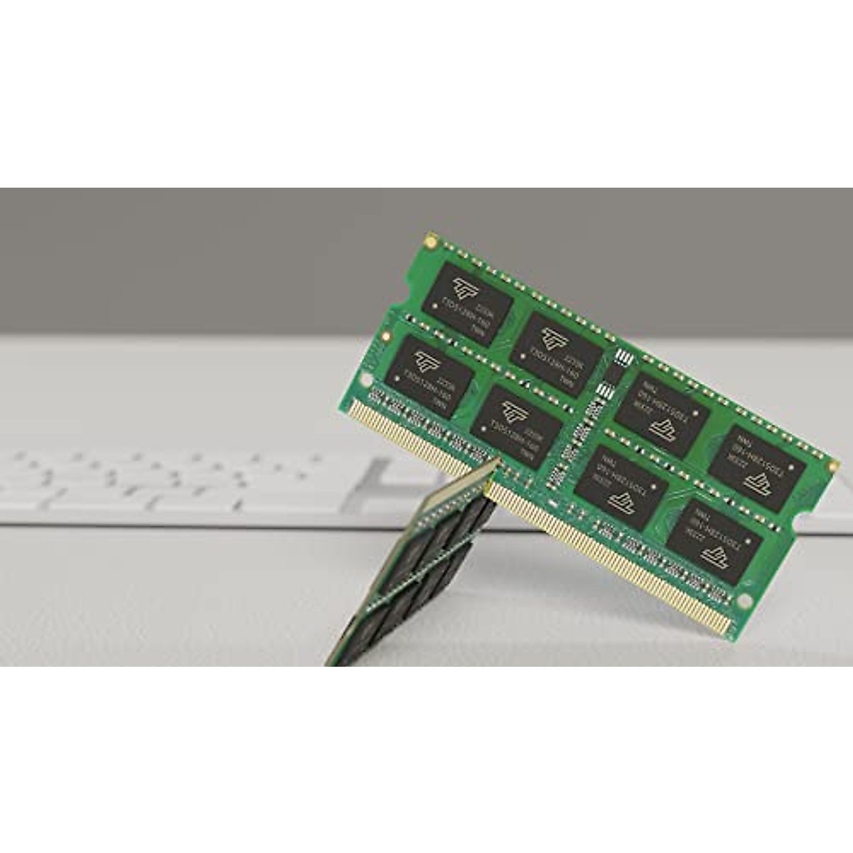 Timetec 32GB KIT(4x8GB) Compatible for Apple Late 2015 iMac (27-inch w/Retina 5K Display) DDR3L 1867MHz / 1866MHz PC3L-14900 2Rx8 CL13 1.35V 204 Pin SODIMM Memory Module MAC RAM Upgrade for iMac 17,1