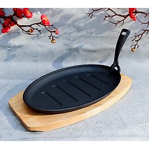 Ebros Personal Size 10.5" By 7" Enamel Coated Cast Iron Sizzling Fajita Skillet Ridged Japanese Steak Plate With Handle and Wood Base For Restaurant Home Kitchen Cooking Pan Grilling Meats Seafood
