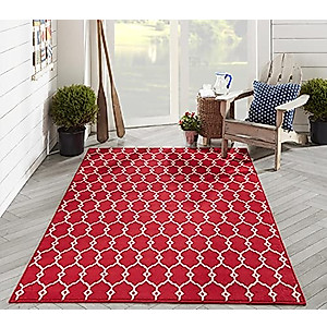 Momeni Rugs , Baja Collection Contemporary Indoor & Outdoor Area Rug, Easy to Clean, UV protected & Fade Resistant, 2'3" x 4'6", Red