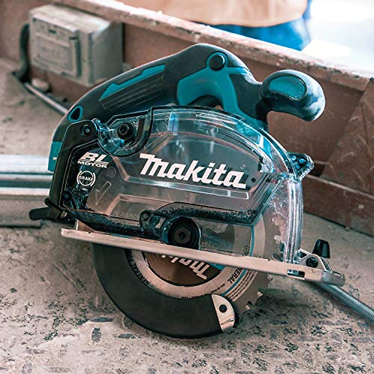 Makita XSC04Z 18V LXT Lithium-Ion Brushless Cordless 5-7/8" Metal Cutting Saw, Bare Tool, no battery