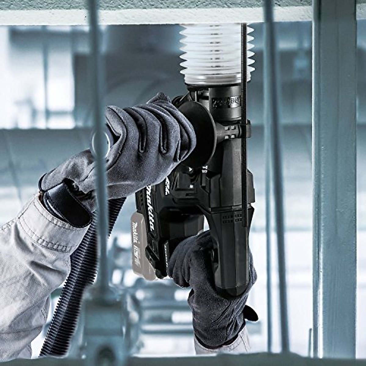 Makita XRH06ZB 18V LXT Lithium-Ion Sub-Compact Brushless Cordless 11/16" Rotary Hammer, Accepts Sds-Plus Bits, Tool Only