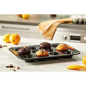 LE CREUSET 12 Cup Muffin Tray, 1 Each