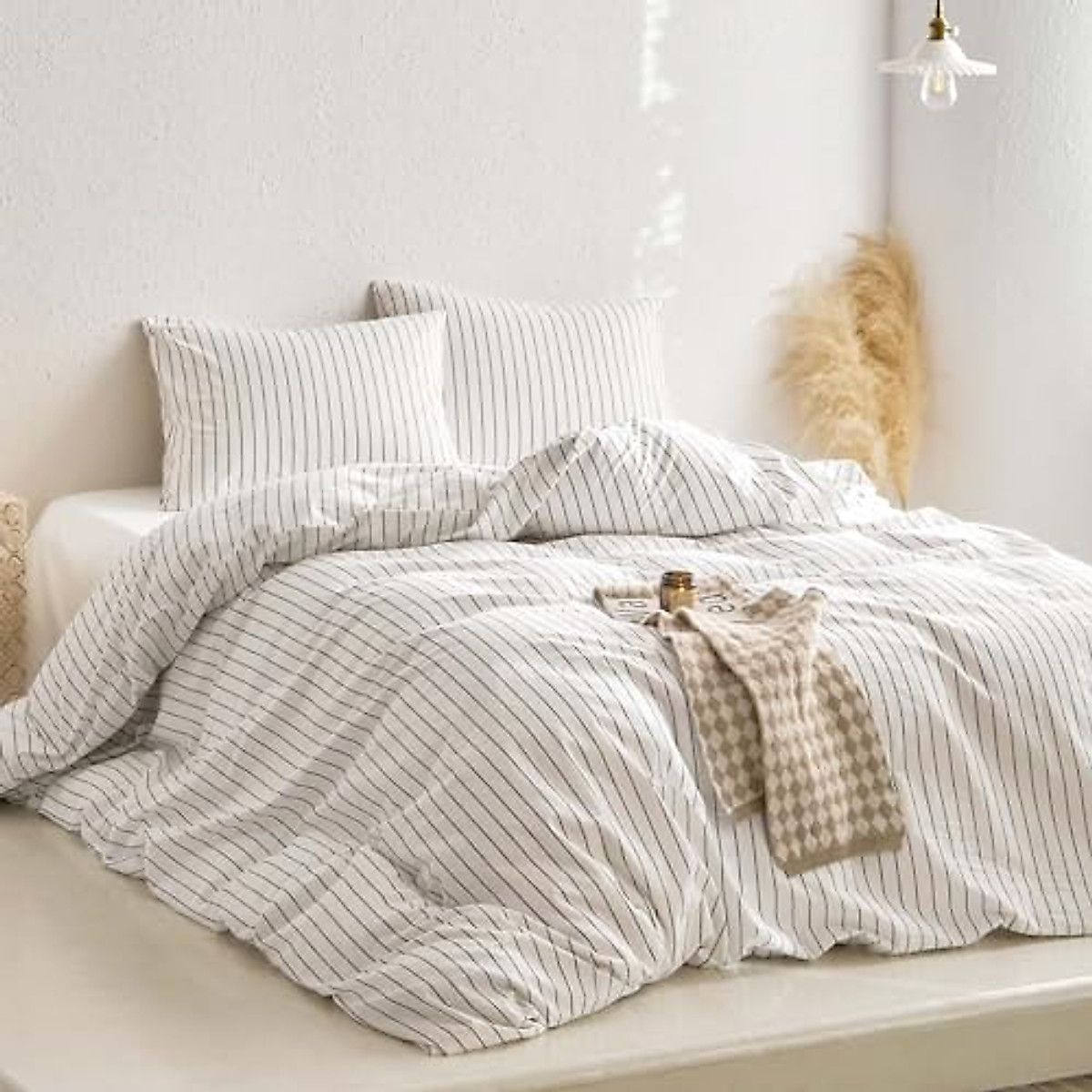 Wake In Cloud - Striped Cotton Duvet Cover Set, Ticking Stripe Vertical Pinstripe Farmhouse, 100% Washed Cotton Textured Percale Bedding Set, 3 Pieces, White, King Size