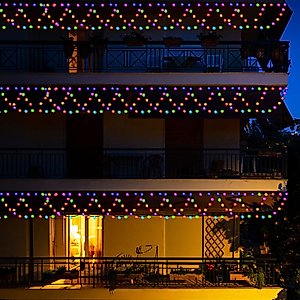 DANLI Christmas Decorations 380 LED Christmas Lights 8 Modes Half-Round Extenable String Lights for Xmas New Year Patio Yard Indoor Outdoor Decorative(Multicolor)