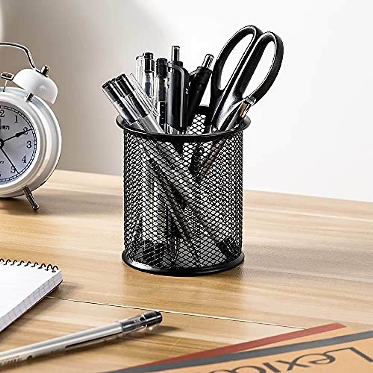 Amazon Basics Wire Mesh Pen Cup, Black