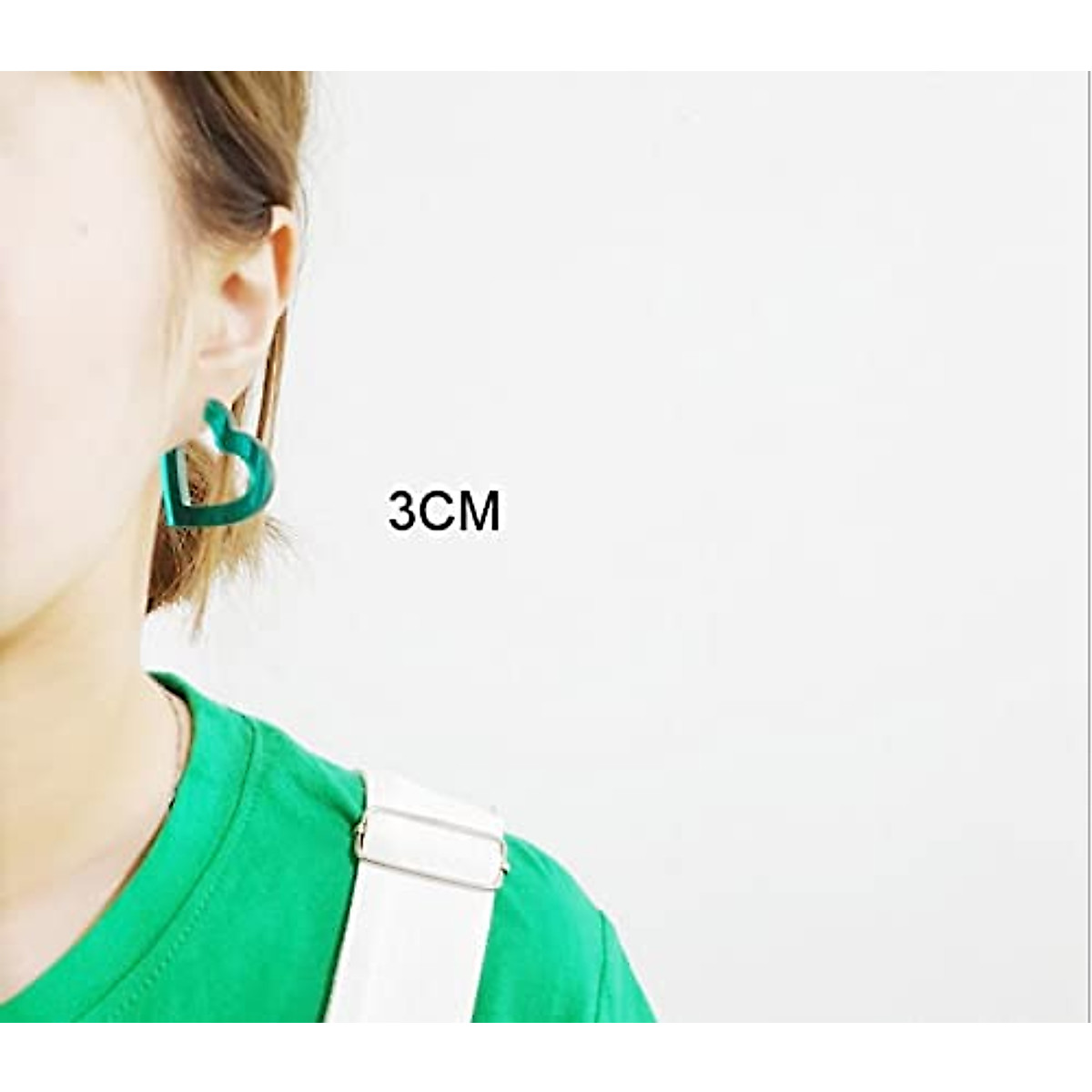 VEINTI+1 Pink Heart Shape Earring Transparent Acrylic Pink Heart Shape Candy Color Women's Charm Earring (3cm,1.18", H3- Pink)