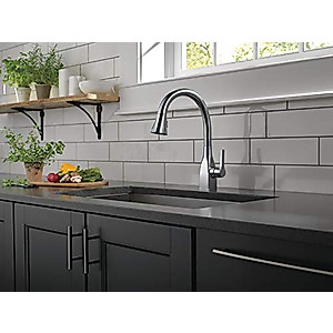 Delta Faucet Mateo Brushed Nickel Kitchen Faucet, Kitchen Faucets with Pull Down Sprayer, Kitchen Sink Faucet, Faucet for Kitchen Sink with Magnetic Docking Spray Head, Arctic Stainless 9183-AR-DST