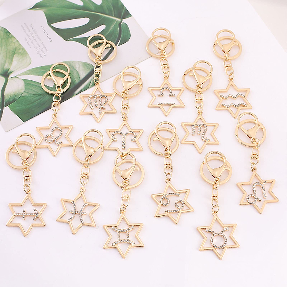 Mwuyrlw Letter Keychain,Number Keychain,Constellation Keychain for Women,Crystal Rhinestone Key Rings for Handbag Purse (Taurus Keychain)