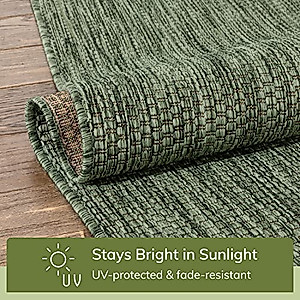 Well Woven Medusa Leif Green Nordic Geometric Pattern Indoor/Outdoor Flatweave 5'3" x 7'3" Area Rug