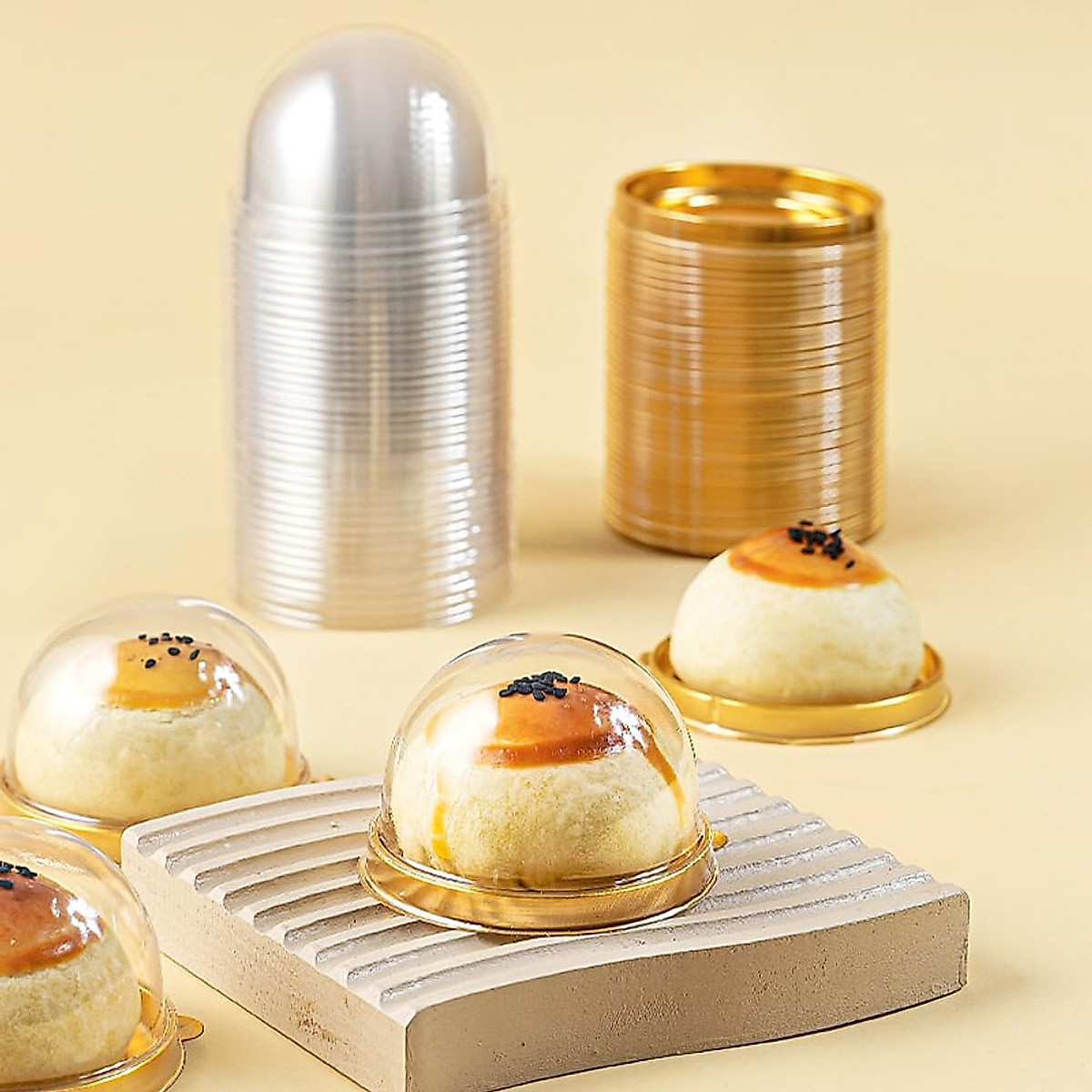 50 Pack Mini Bundt Cake Containers Clear Plastic Cupcake Box with Dome Lids for Chocolate Covered Cookies, Muffin, Cheesecake, Mooncake and Other Mini Desserts (Gold Base)