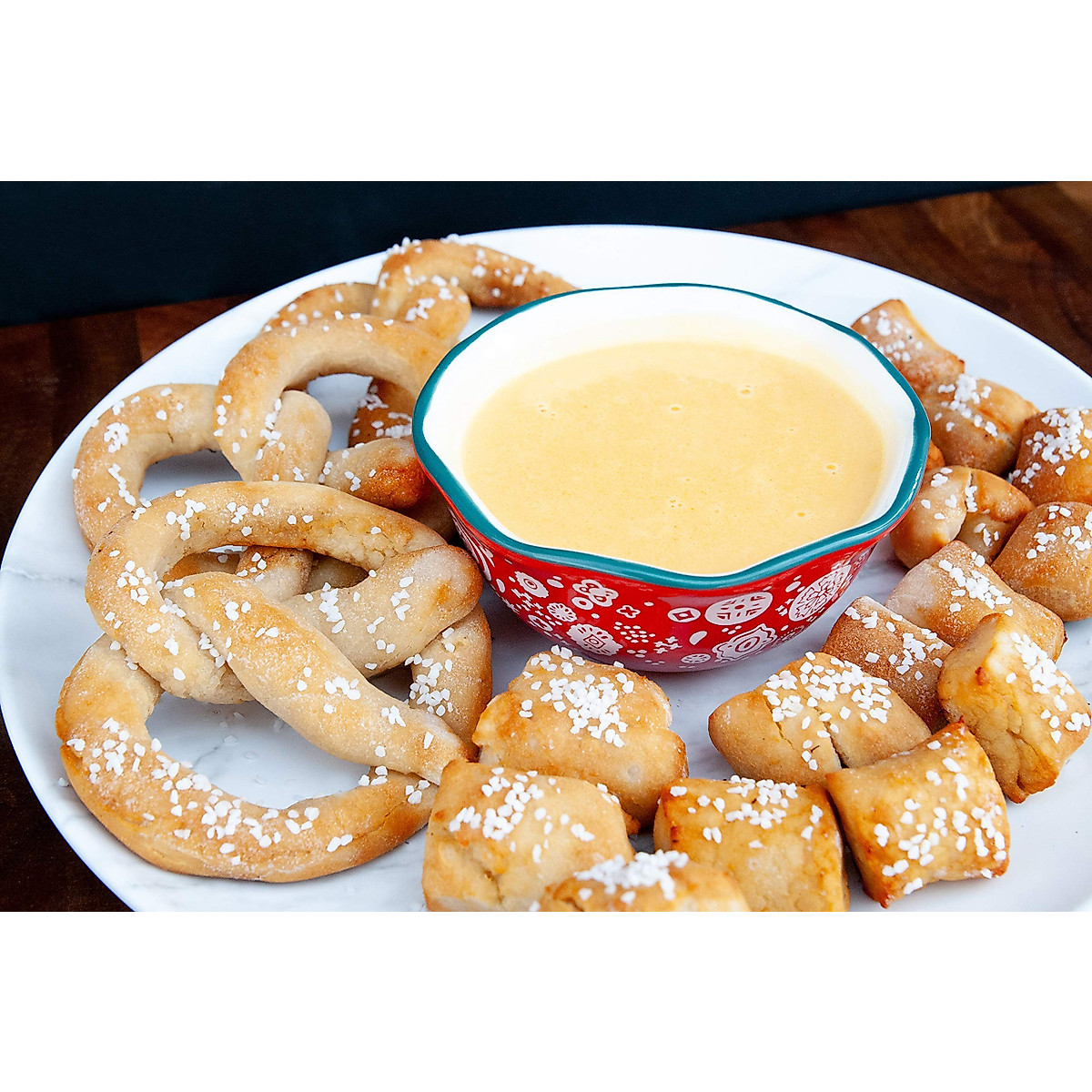 Mom's Place Gluten Free Soft Pretzels with Sea Salt Mix, Soft Pretzel Making Kit, 1-Pack, Easy to Make, 24 Servings, Non GMO Delicious and Healthy Gluten Free Desserts