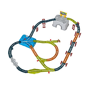 Thomas & Friends Toy Train Set TrackMaster Builder Bucket, 25 Track Pieces in a Storage Container for Preschool Pretend Play Kids Ages 3+ Years