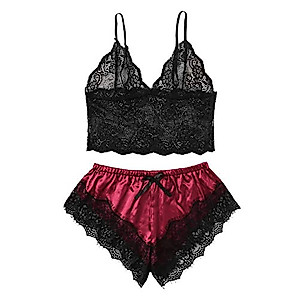 WDIRARA Women's 2Pcs Floral Lace Cami Top with Shorts Sleepwear Pajama Set Red L