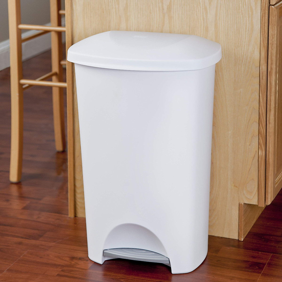 Sterilite 10968004 11 Gallon/42 Liter StepOn Wastebasket, White Lid & Base w/ Titanium Pedal, 4-Pack
