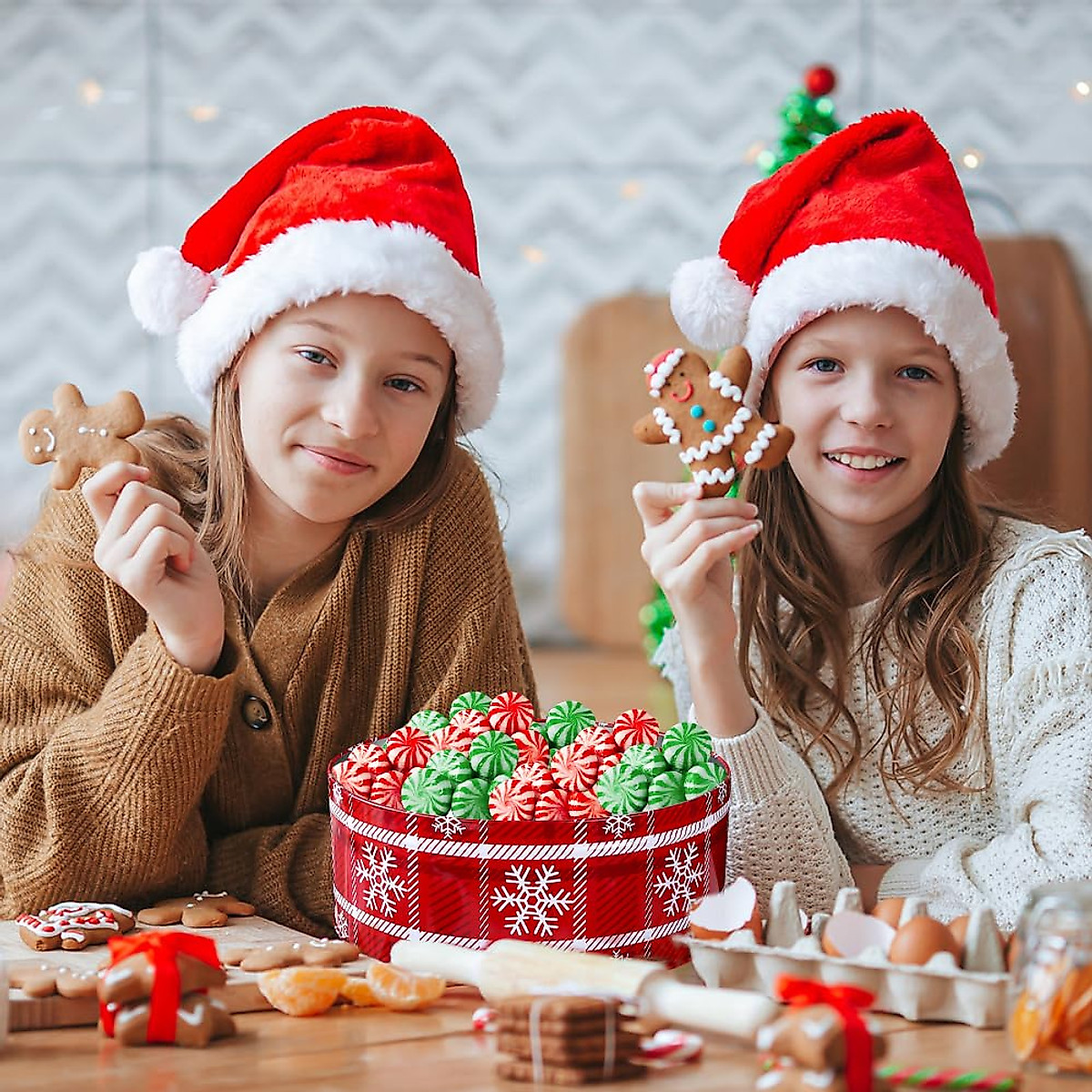 DIYDEC 3 Pack Christmas Cookie Tins with Lids Round Christmas Tin Containers with Gift Ribbon Large Medium Small Xmas Metal Nesting Containers Festive Cookie Tins for Gift Giving Holiday Treats