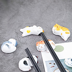 SHERCHPRY Cute Cat Ceramic Chopsticks Holder Stand Rest Lucky Cat Spoon Fork Knife Stand Animal Party Decoration For Holiday Party Dining Table 5pcs