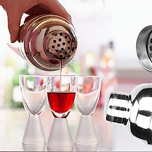 Stainless Steel Cocktail Shaker 8.4oz(250ml) Small Size Martini Shaker with Strainer and Lid Top
