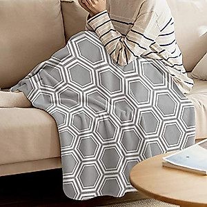 applebless Fleece Throw Blanket Hexagon Pattern Breathable Cozy Warm Flannel Plush Blanket Geometric Lightweight Fluffy Fuzzy Throw Blanket for Bed/Couch/Car (60 x 80 inch)