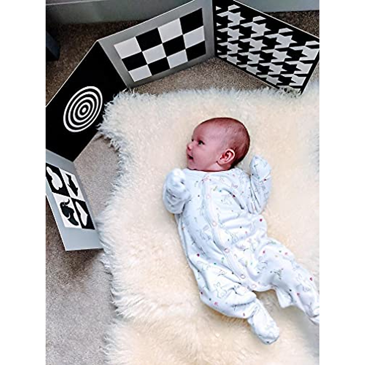 Samuel Sensory Baby Sensory & Development Fold Out Boards, Black and White, Simple Geometric Shapes, Made from 700GSM Card, Stands Independently.