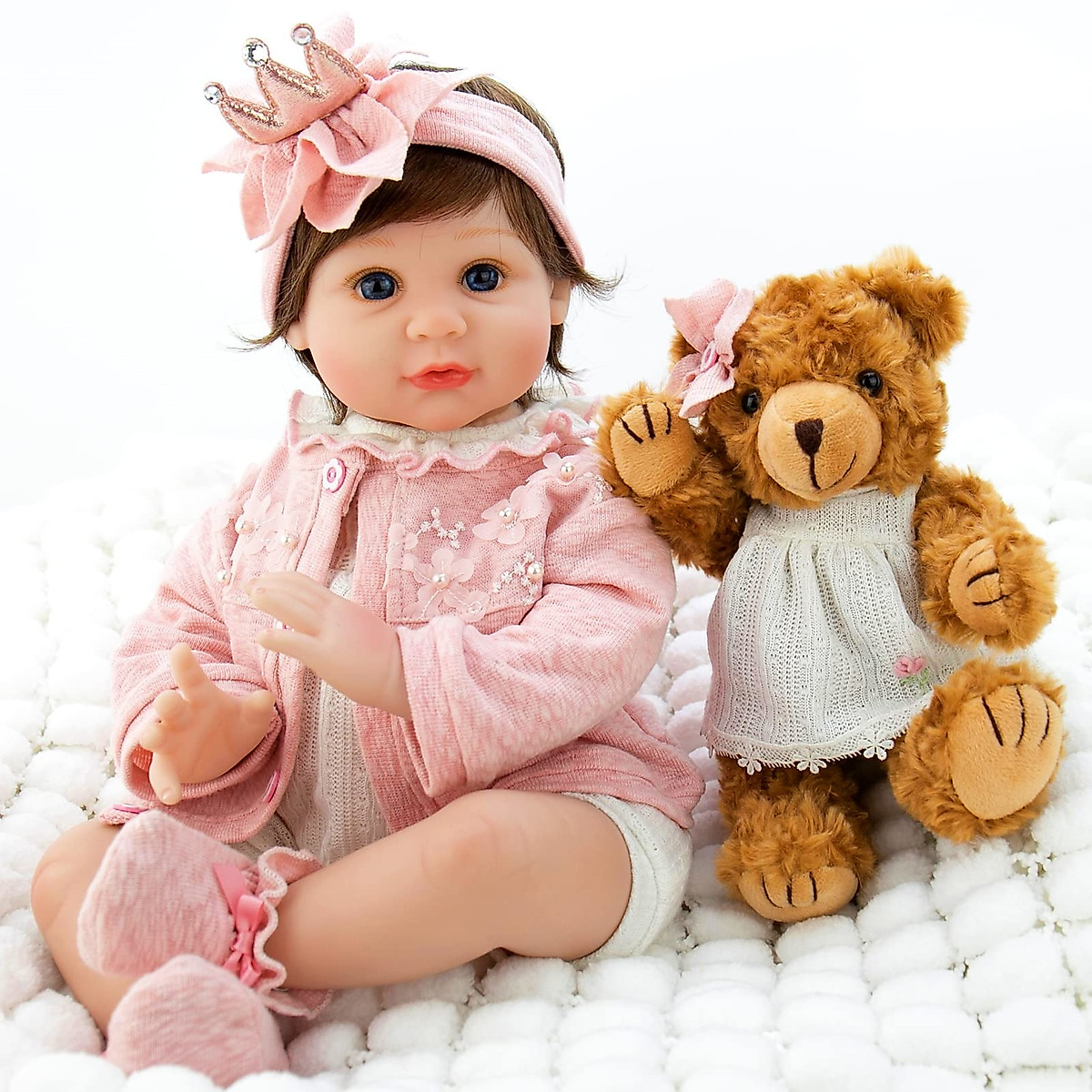 Milidool Reborn Baby Dolls Girl, 22 inch Lifelike Realistic Baby Girl Doll That Look Real Baby Doll Silicone Newborn Baby Doll Packaged with Feeding Toy Accessories Set,Gift for Grandma and Kids 3+