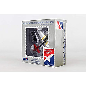 Daron Worldwide Trading P-51 Mustang Tuskegee 1:100 Vehicle